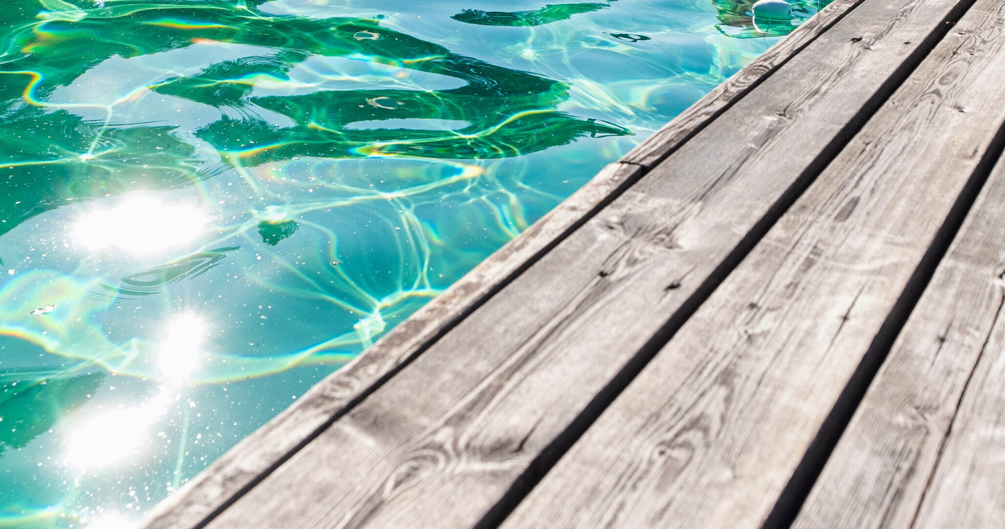 5 Steps to recoating timber decking | Equisol